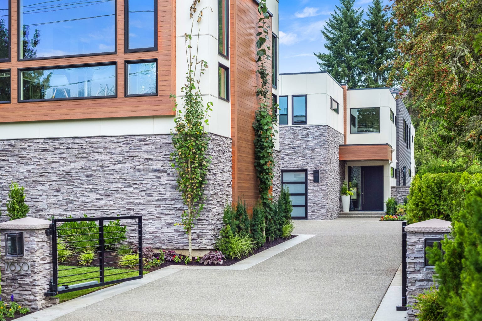 Silver Lining Stacked Stone - I-XL Building Products