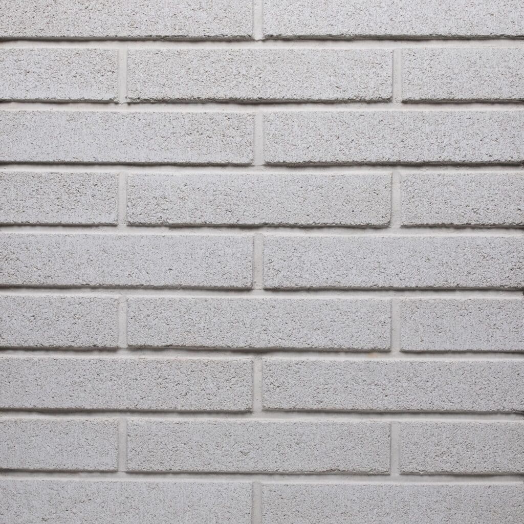 Pearl White Norman Brick Smooth | Shouldice Stone | I-XL